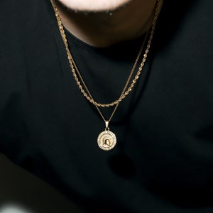 18k Gold Spartan Warrior Pendant Chain Mens Spartan Greek Necklace Gold ...