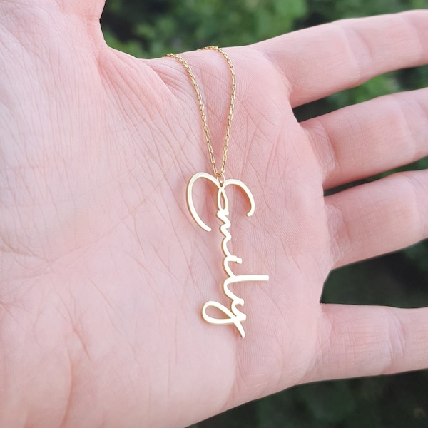 Sarah Name Necklace - Etsy