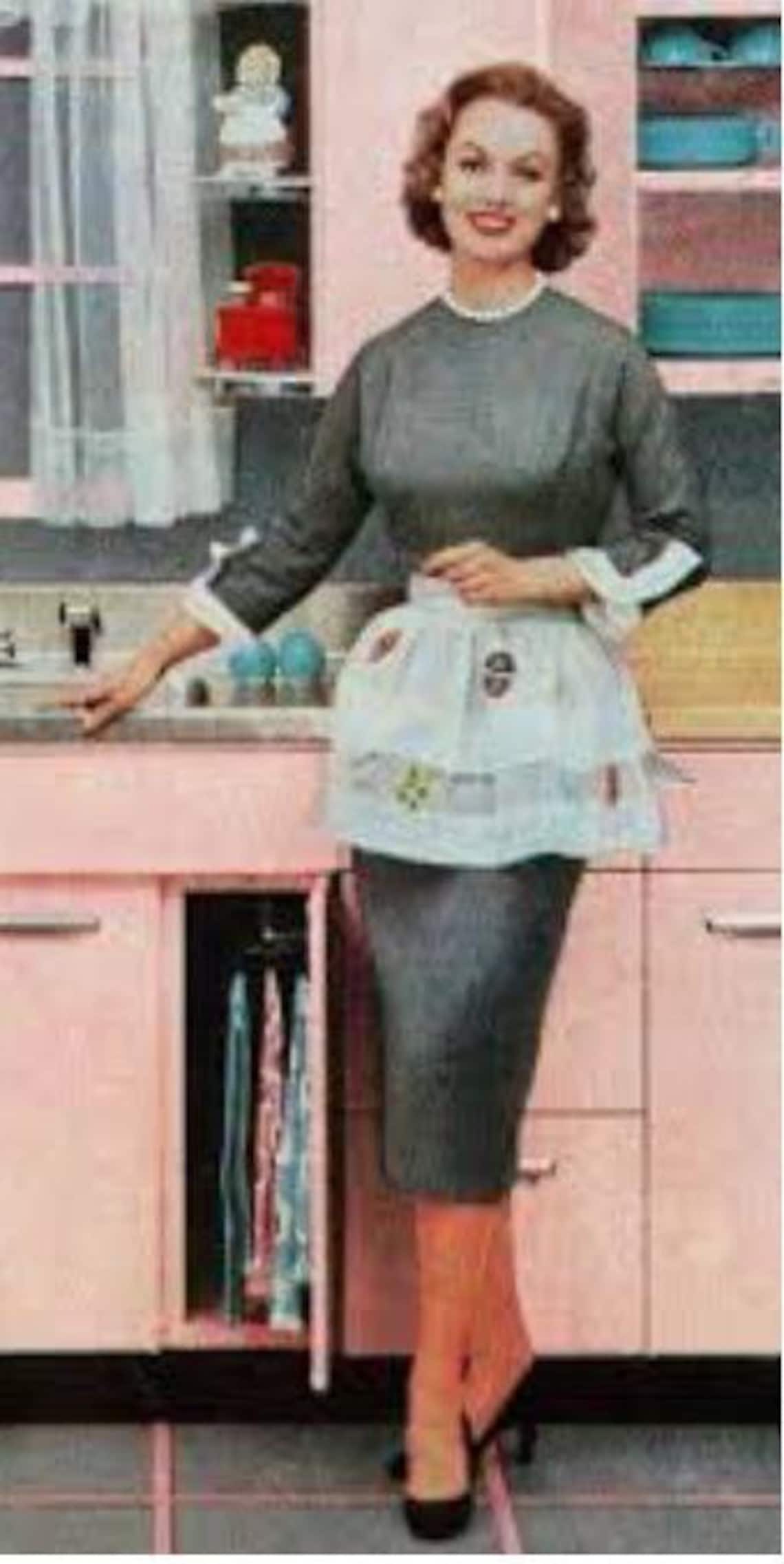 Stepford Wife Kit - Etsy