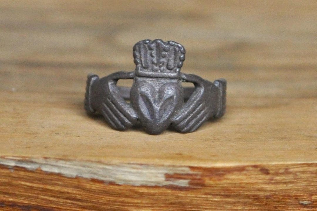 Antique Irish Claddagh Ring - Size 4 - Stamped and Tested Sterling ...