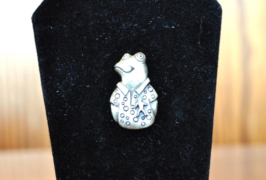 Funny Ballou Reg'd Polka Dot Frog Pin Collectible - Ballou Reg'd ...