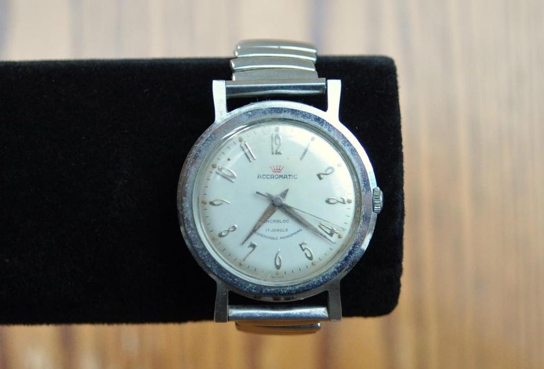 Antique Accromatic 17 Jewel Watch - Vintage Incabloc Unbreakable Mainspring Watch - Vintage ...