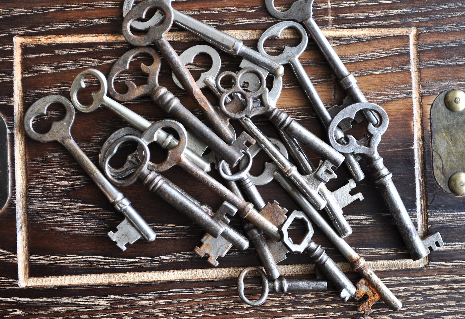 Antique Skeleton Keys Awesome for Décor, Craft Projects, Jewelry ...