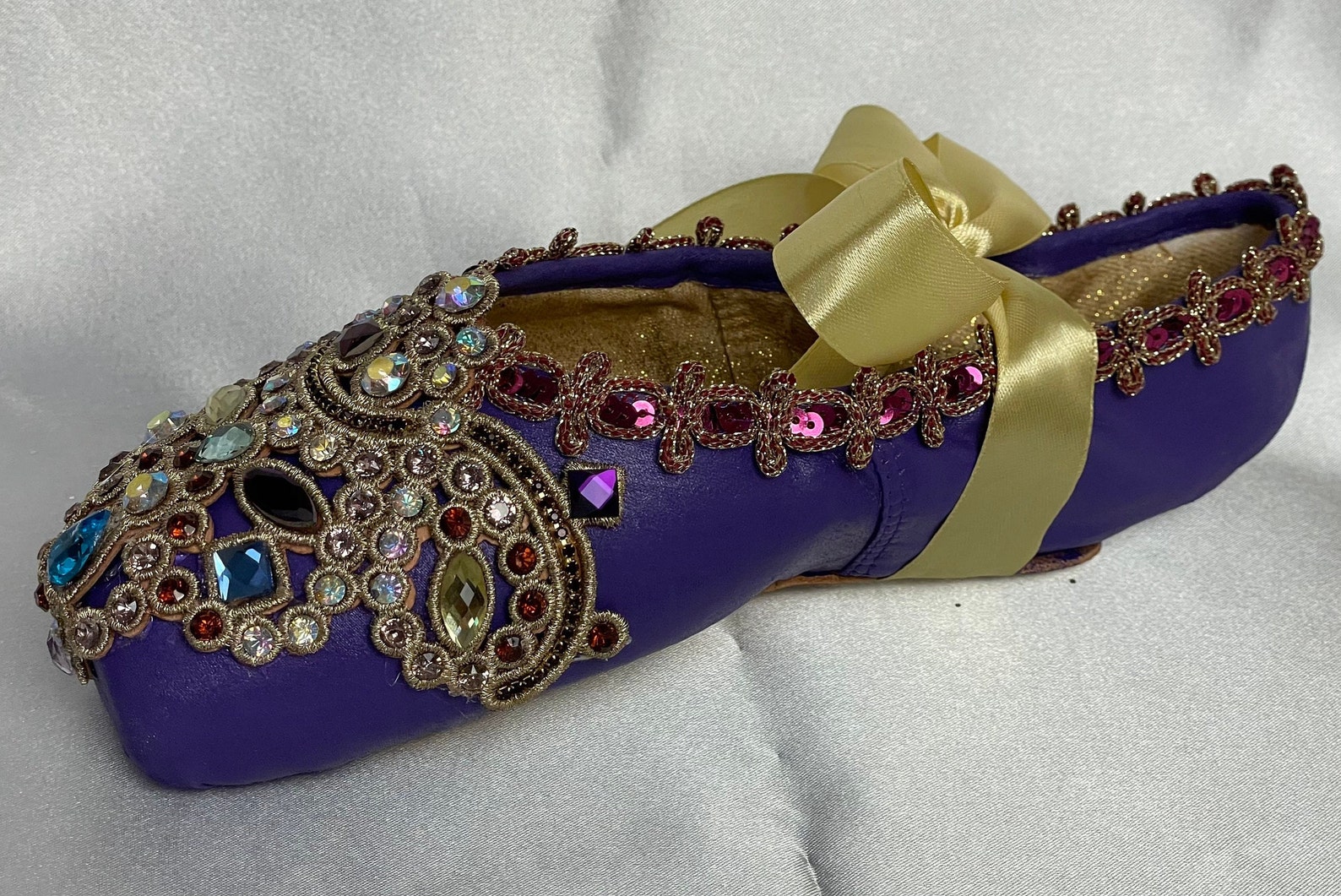 Lilac Fairy Purple Color Crystalized Decorated Pointe Shoe With ...