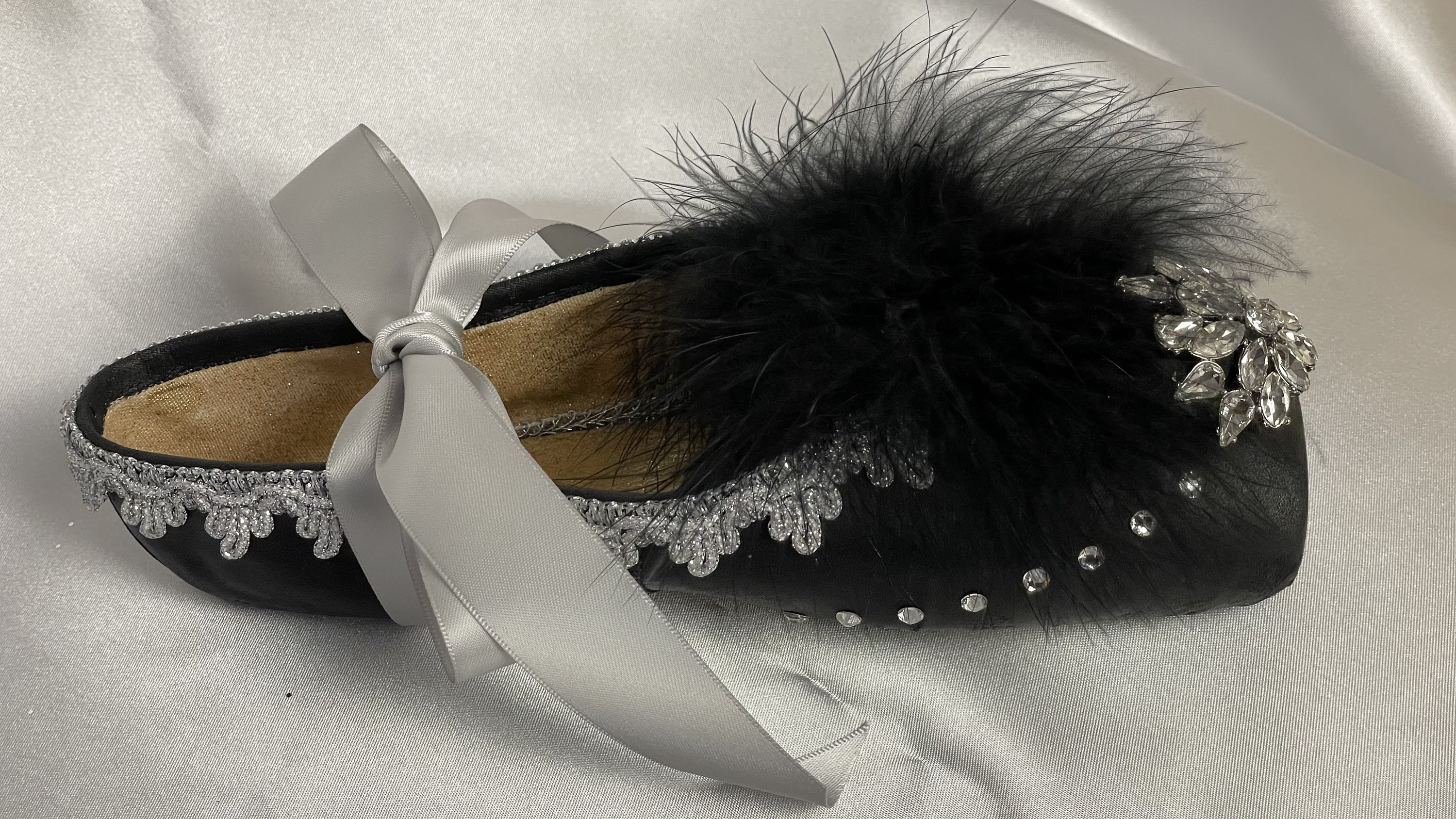 Swan Lake Black Swan Decorated Pointe Shoe With Swarovski Crystals - Etsy