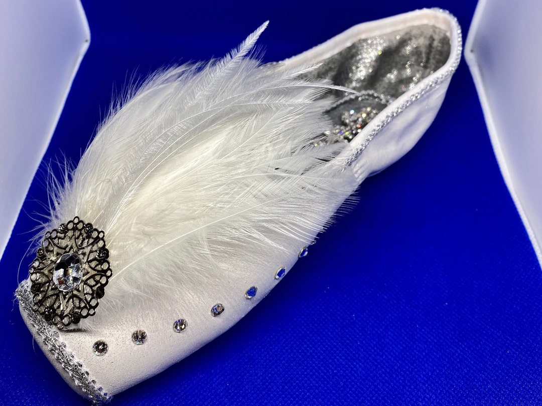 Swan Lake Ballet White Swan Decorated Pointe Shoe With Swarovski ...