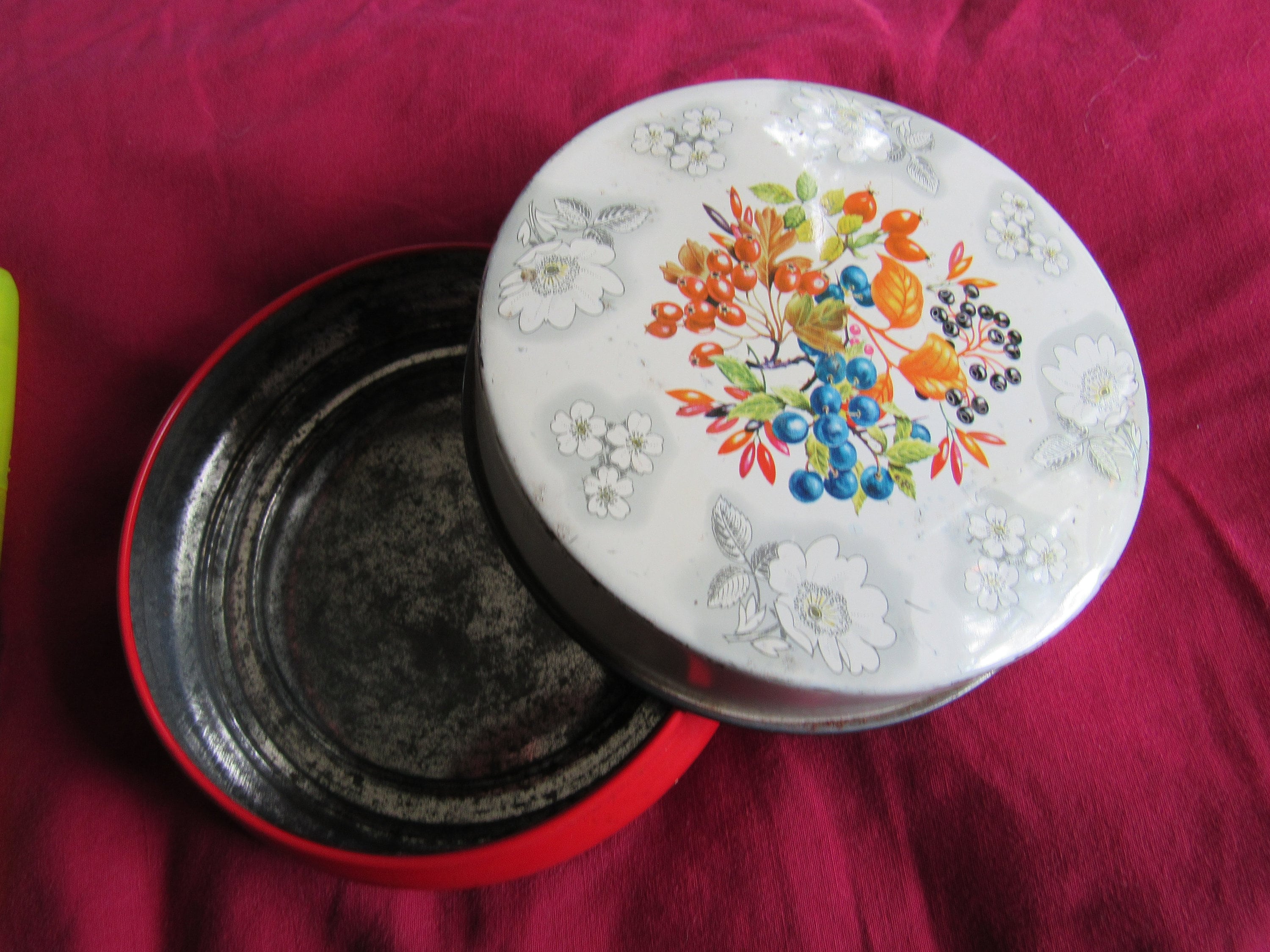 Vintage Makeup Face Powder Tin Cache Jewelry Box - Etsy