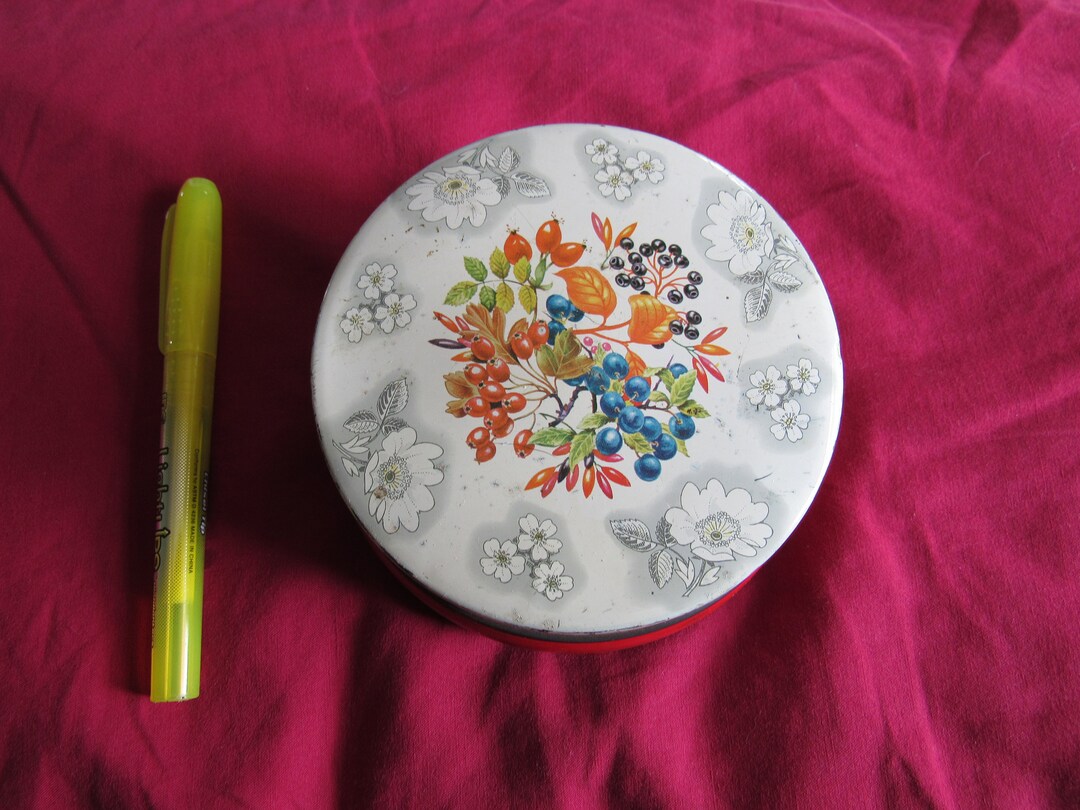 Vintage Makeup Face Powder Tin Cache Jewelry Box - Etsy