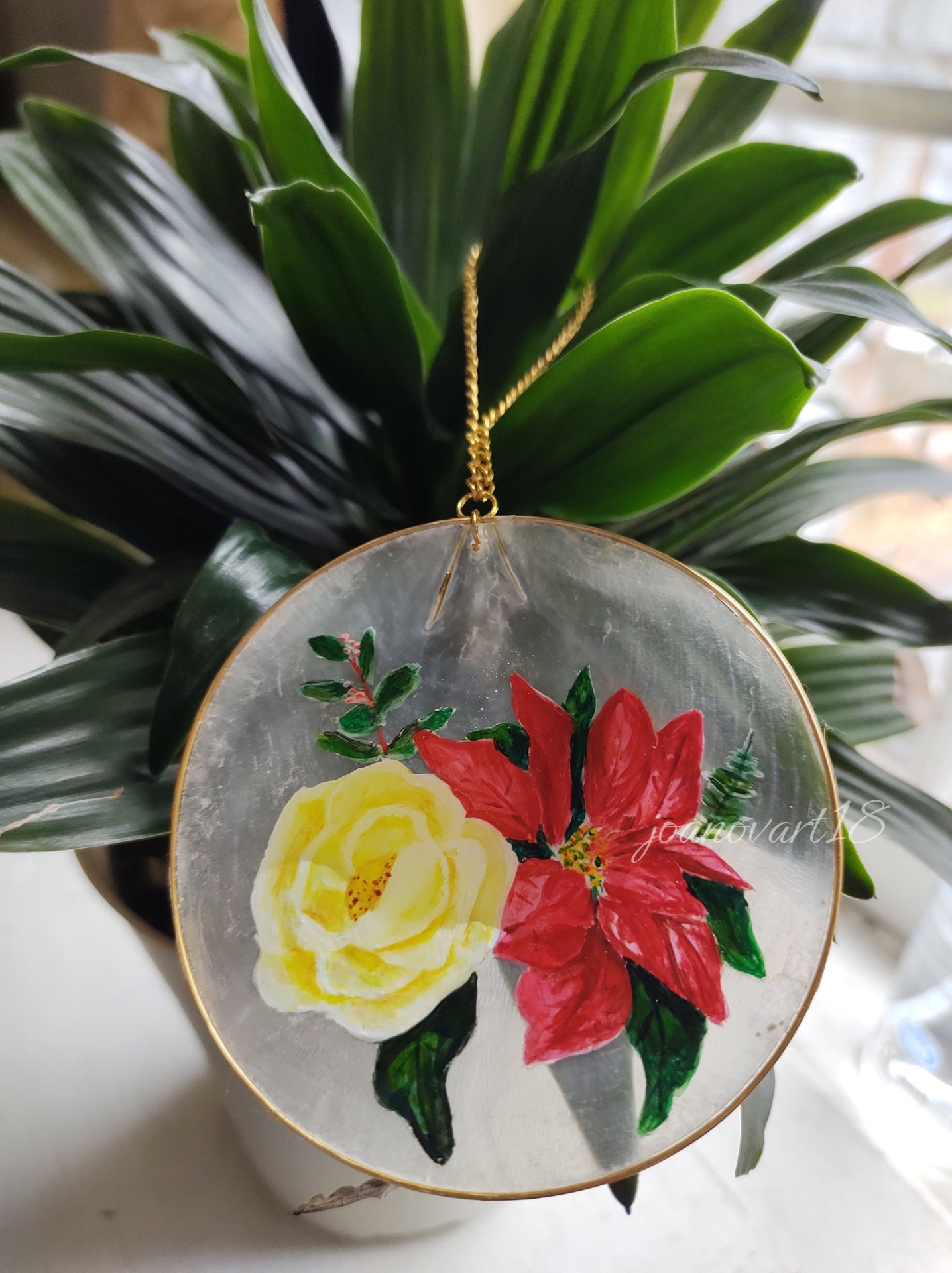 Hand Painted Christmas Ornaments (capiz Shells) - Etsy