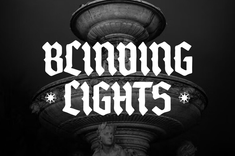 Chariot Organic Blackletter Font - Gothic Medieval Royal Font - Etsy