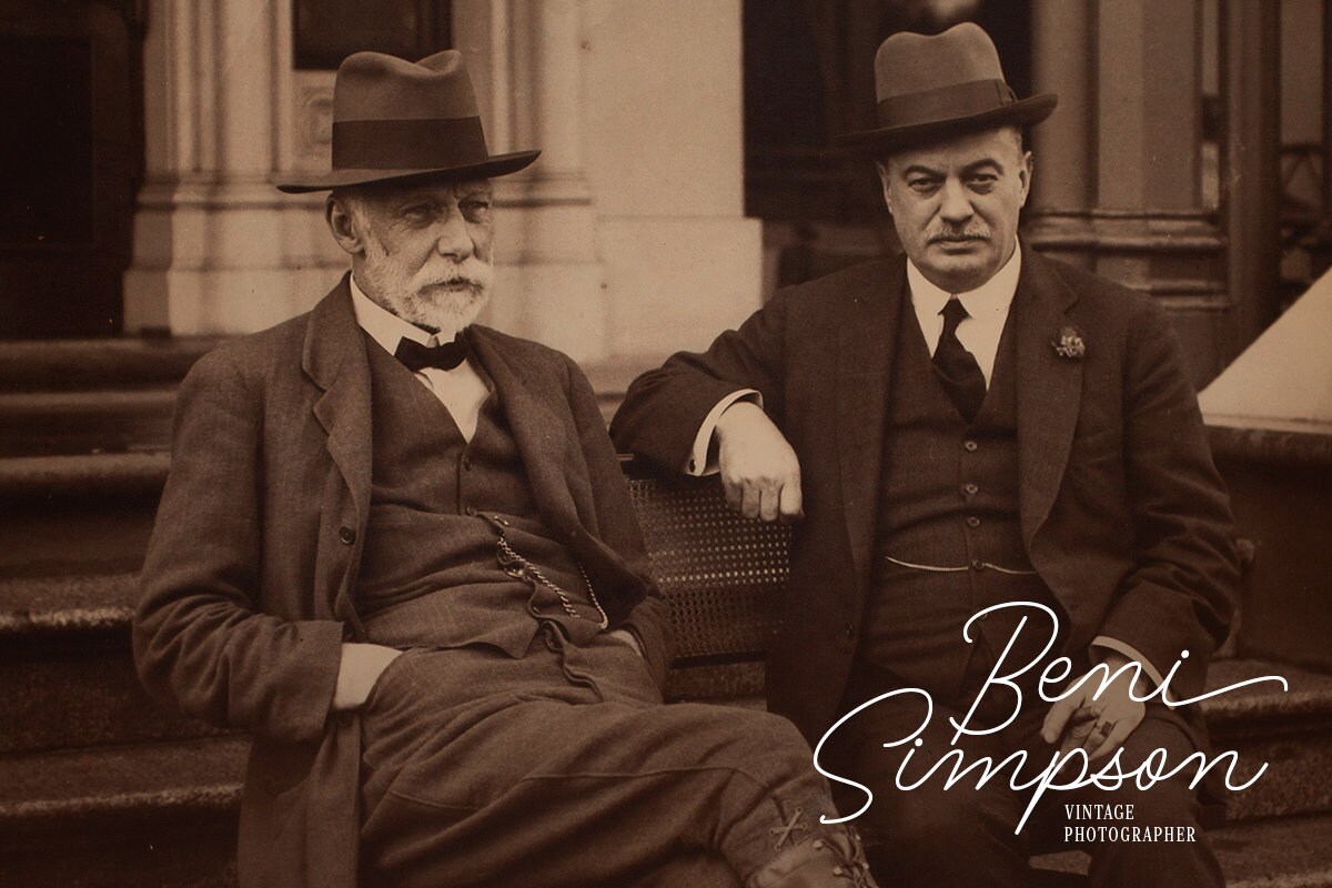 The Randi - Handwritten Script, Signature Script, Signature Font ...