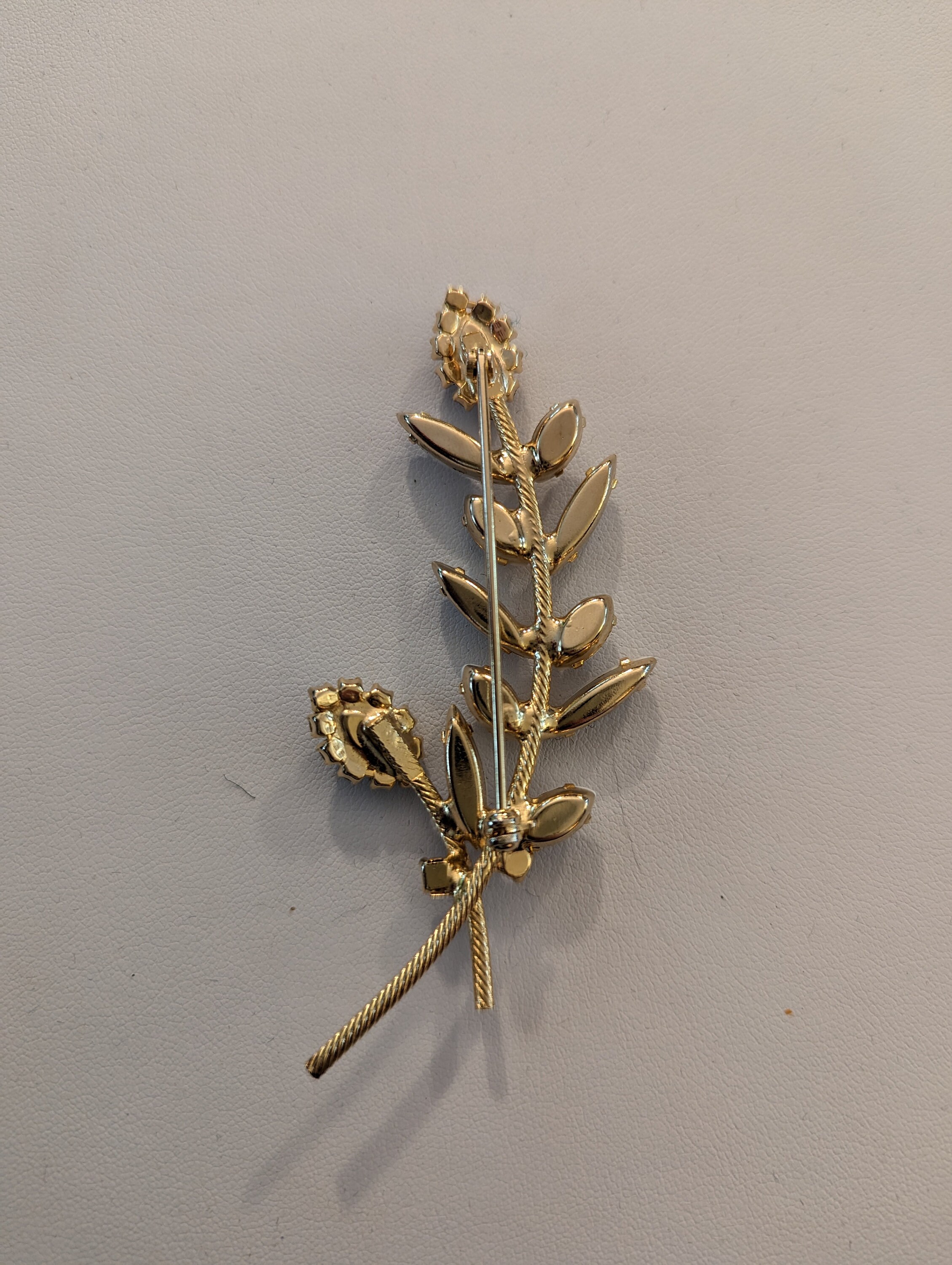 Vintage White and Gold Colored Brooch - Etsy