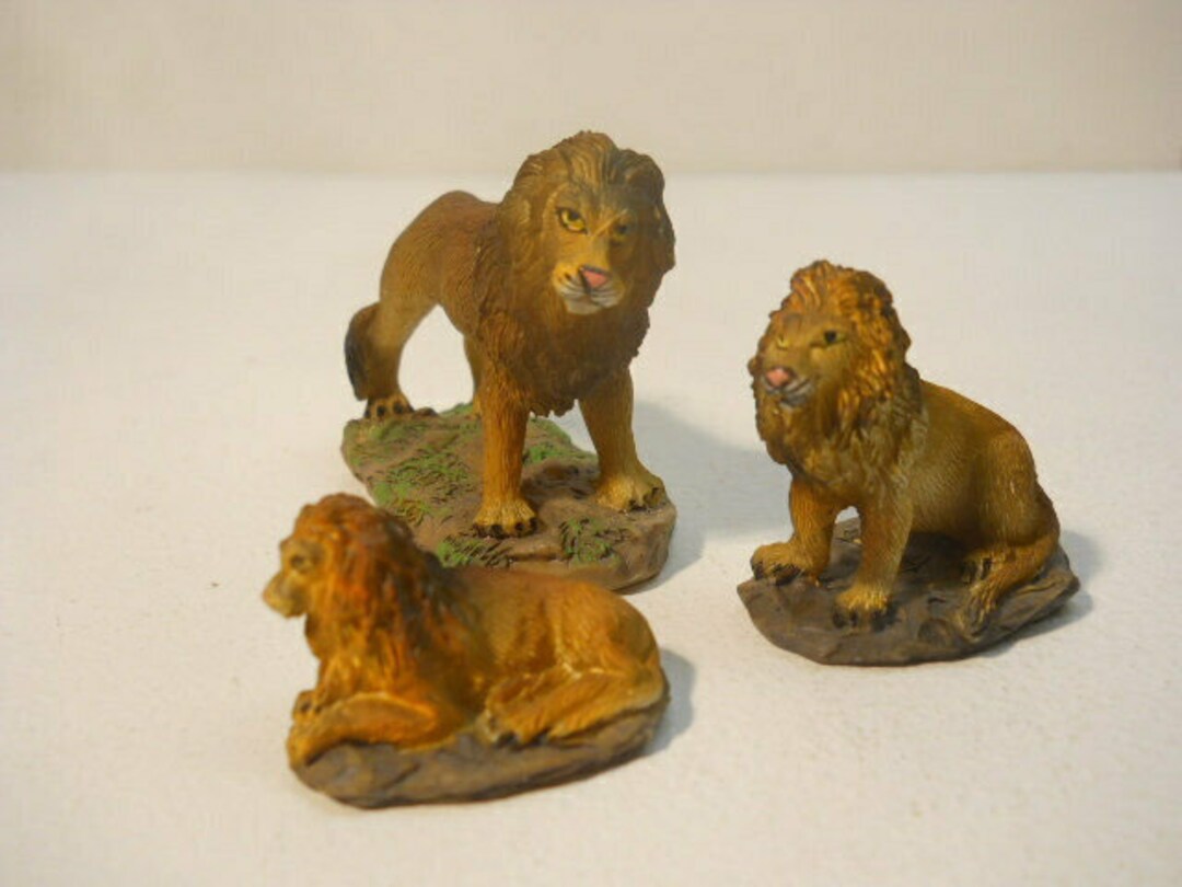 Collectible Lions Figurines Hand Painted Decorative Lion Wild Cats Set ...