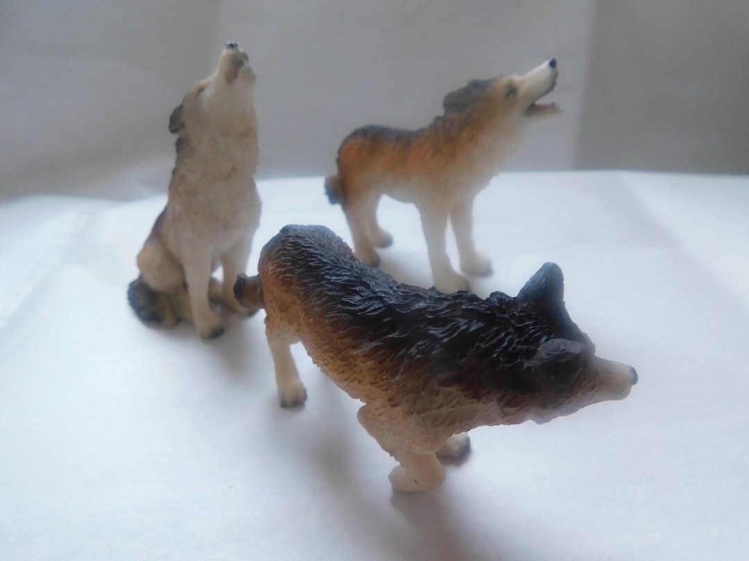 Vintage Collectible Wolves Lot of 3 Figurine Wolf Set Hand Painted - Etsy