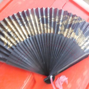 Vtg Black Silk W/gold Fan Asian Chinese Scene Hand Painted Folding Hand ...