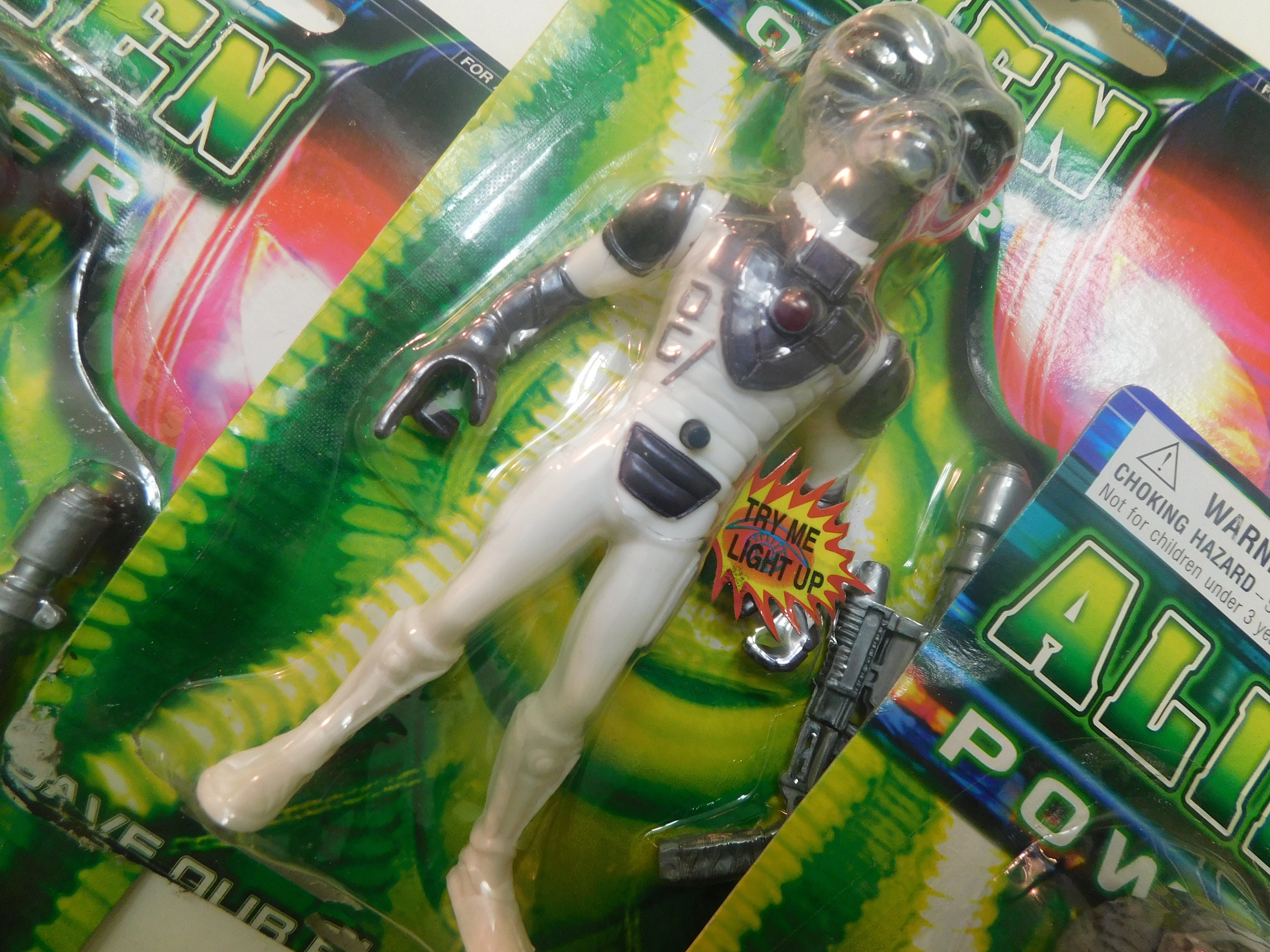 Alien Action Figure With Light and Toy Weapons Alien Power - Etsy