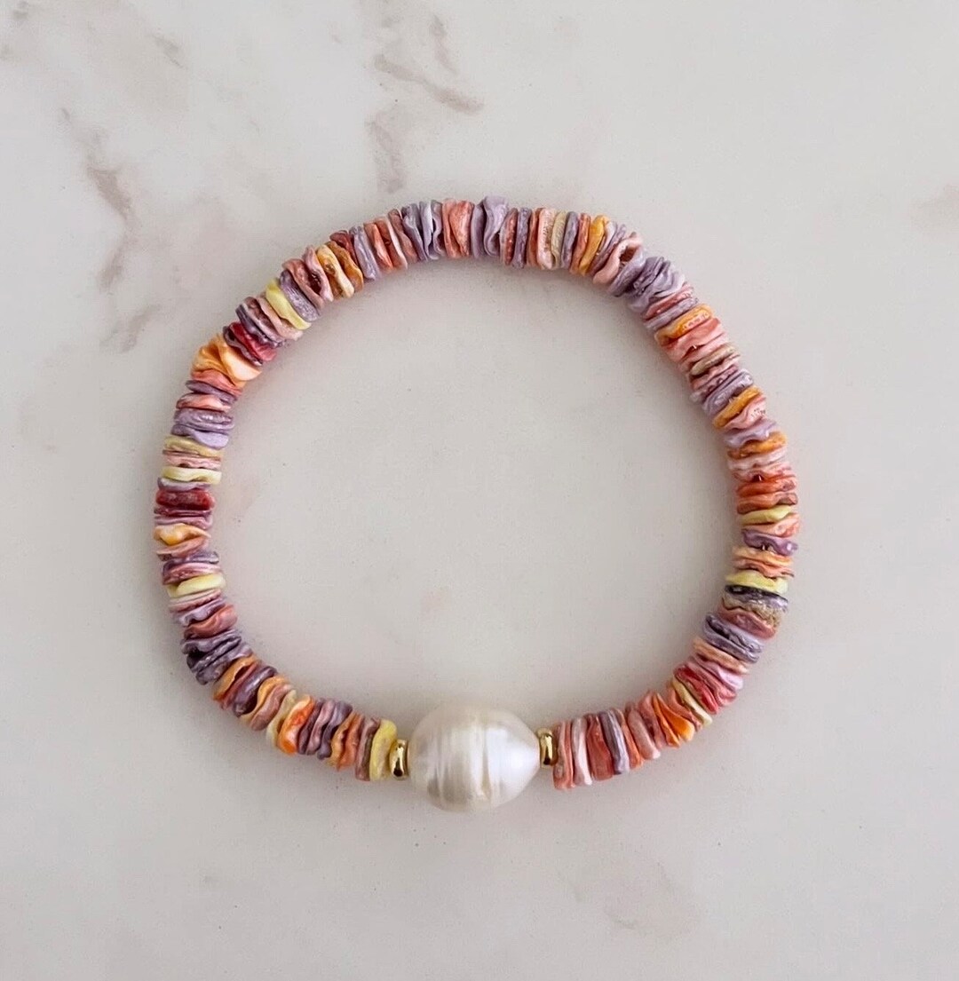 Freshwater Pearl Bracelet, Sea Shell Bracelet, Rainbow Pectin Shell ...