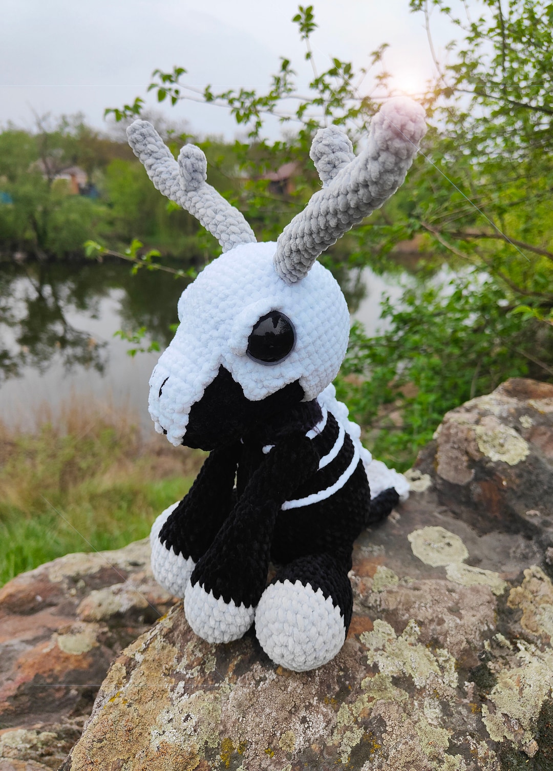 Wendigo, Plush Cute Monster, Skull, Creepy Toy, Halloween Decor - Etsy