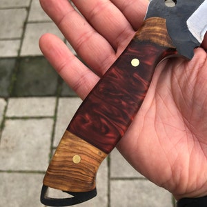 Handmade Custom Hunting Knife Hand-forged Carbon Steel Epoxy & Walnut ...