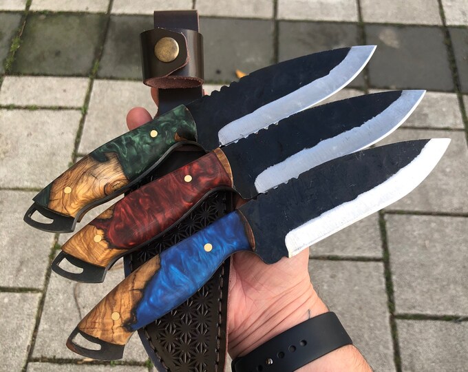 Handmade Custom Hunting Knife Hand-forged Carbon Steel Epoxy & Walnut ...