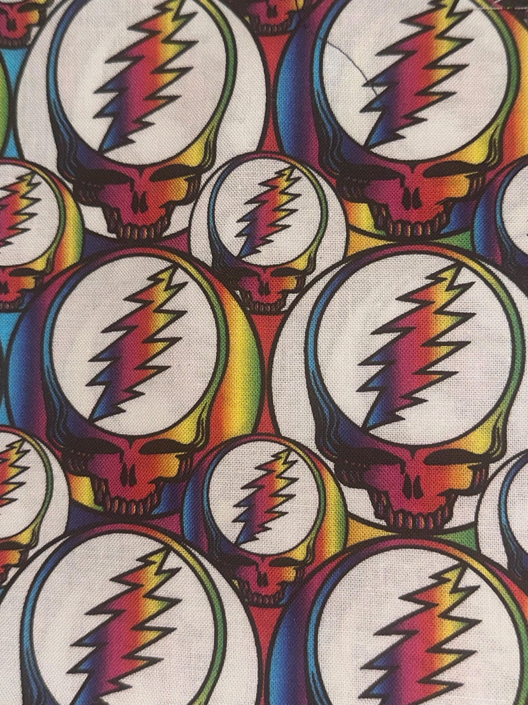 2.5 Yards of Grateful Dead Fabric Rainbow Skulls - Etsy