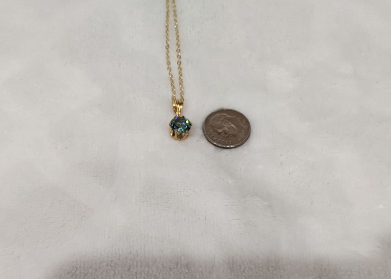 1.51ct Dark Cyan Blue Moissanite Diamond in Gold Dangle Pendant ...