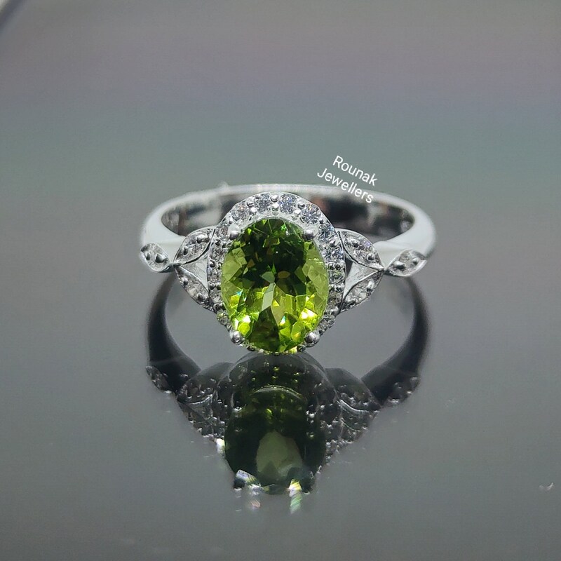 Vintage Peridot Ring - Etsy