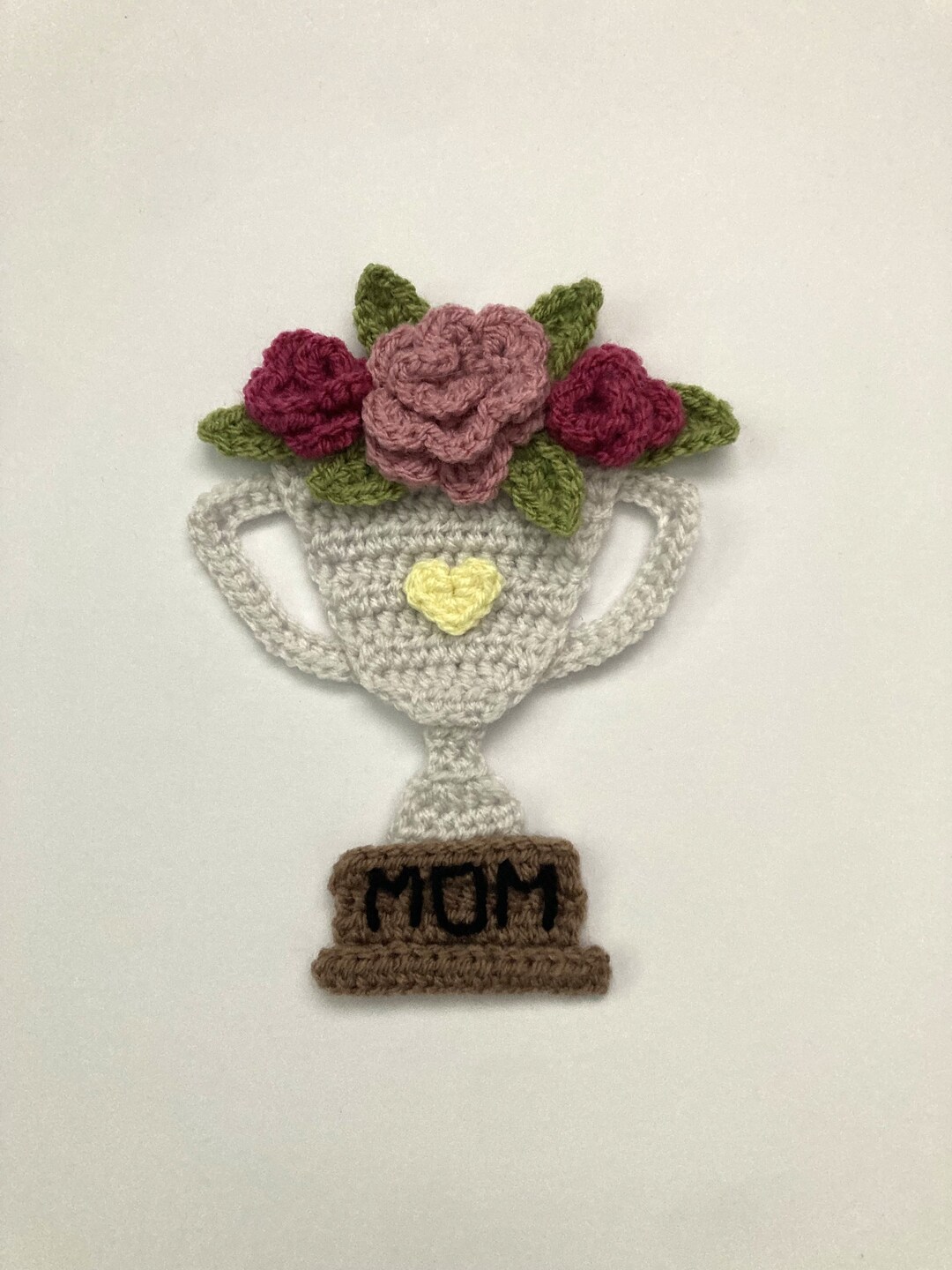 Best Mom Trophy Crochet Applique Pattern Instant Pdf Download - Etsy
