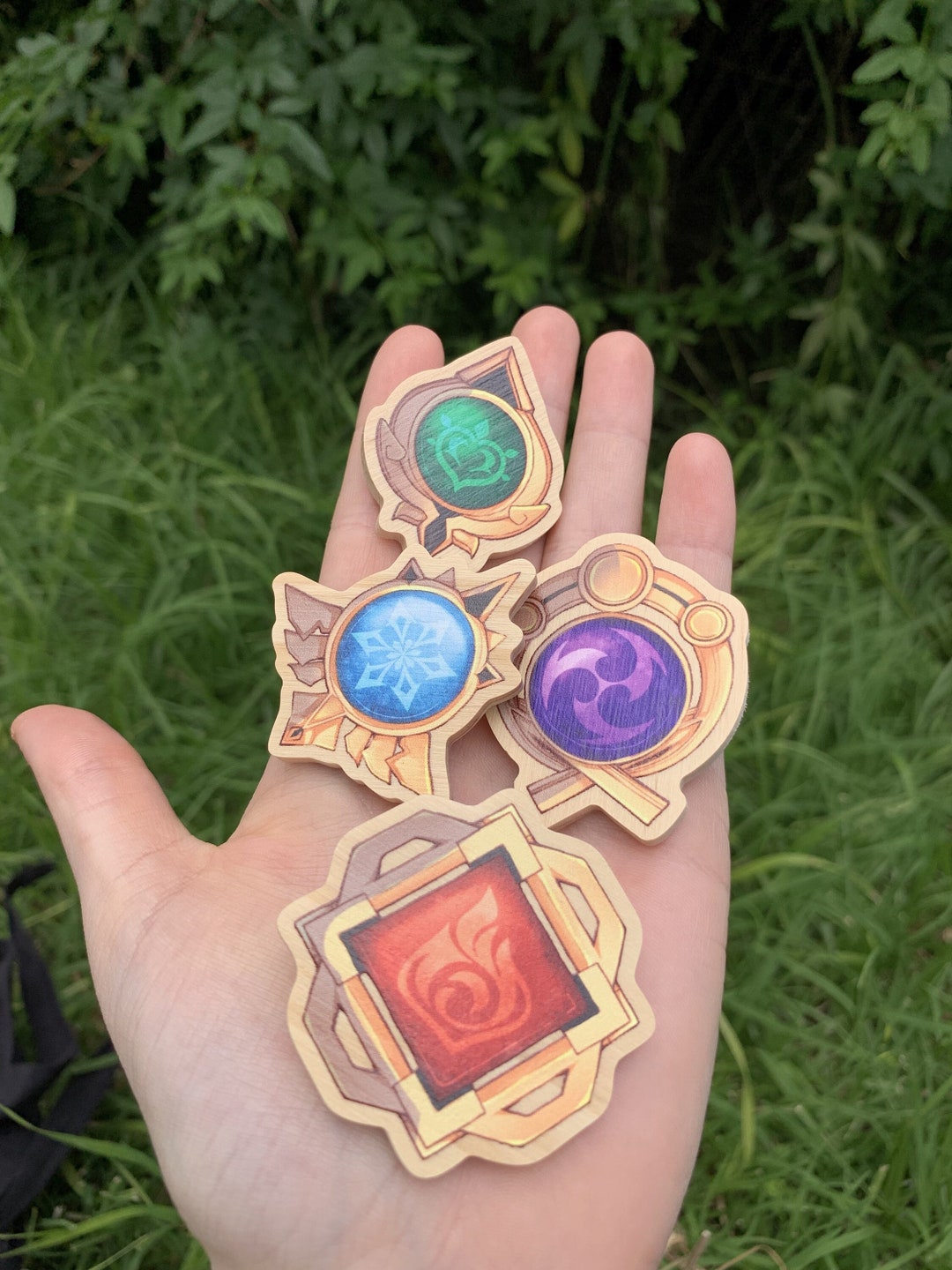 Genshin Vision Wooden Pin | 2" / Pin Clutch. - Etsy
