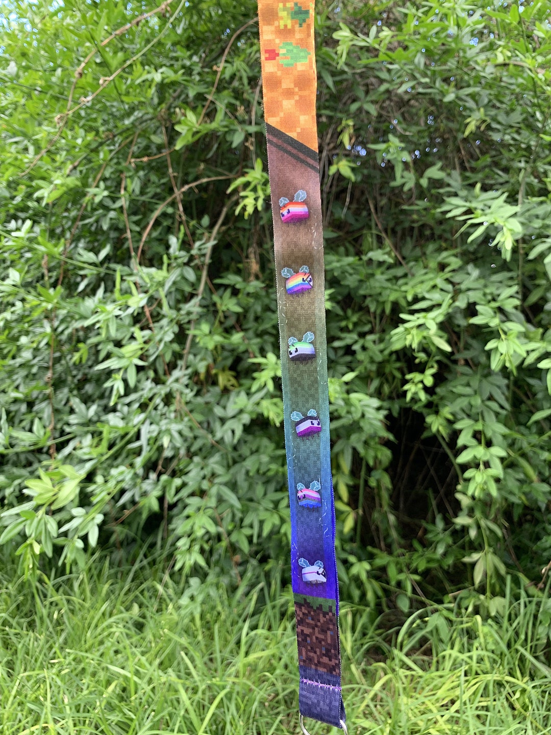 Pride Minecraft Bee Lanyard | Lanyard - Etsy