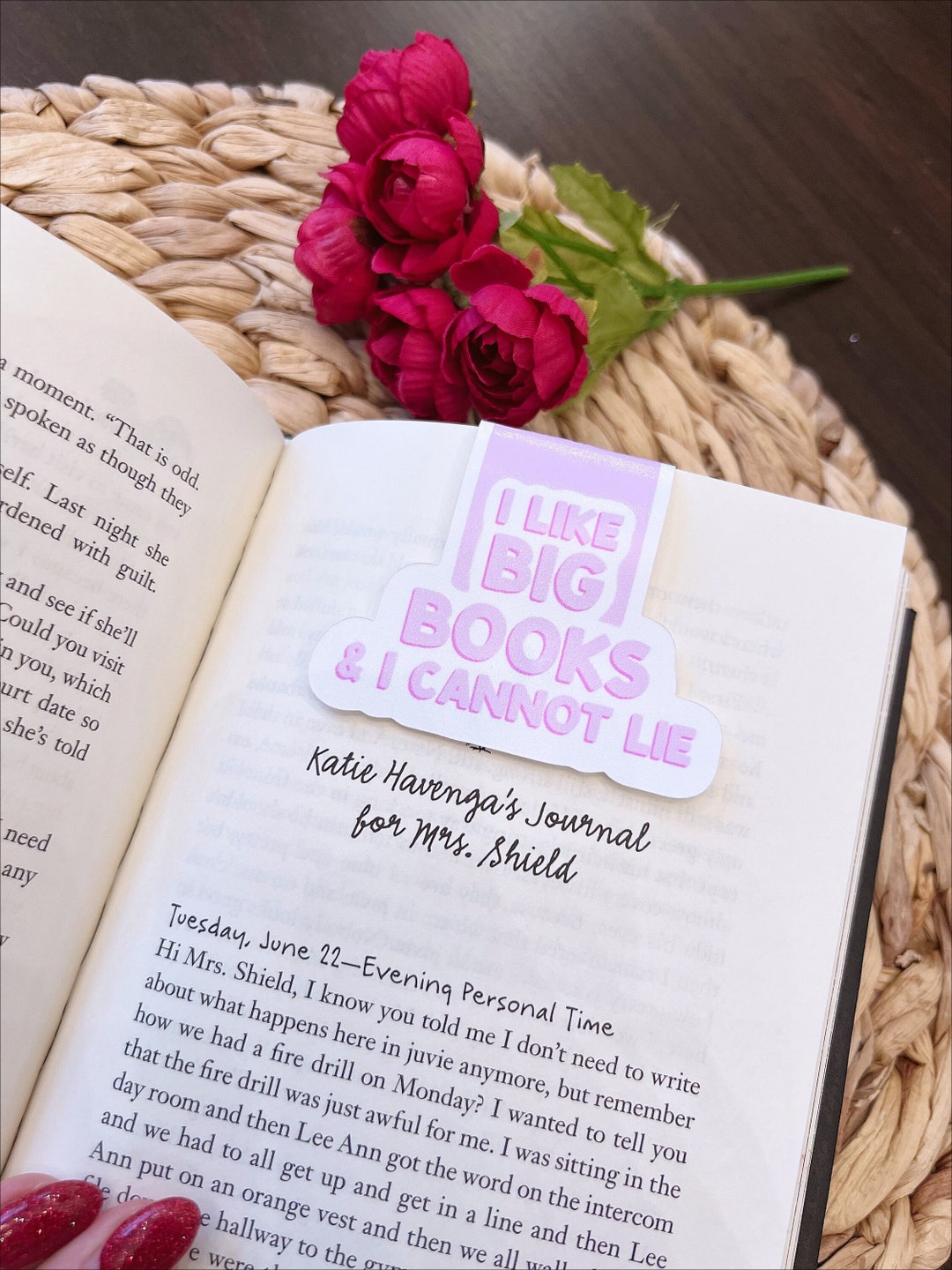 Magnetic Bookmark I Like Big Books & I Cannot Lie Pink Paper Book Mark ...