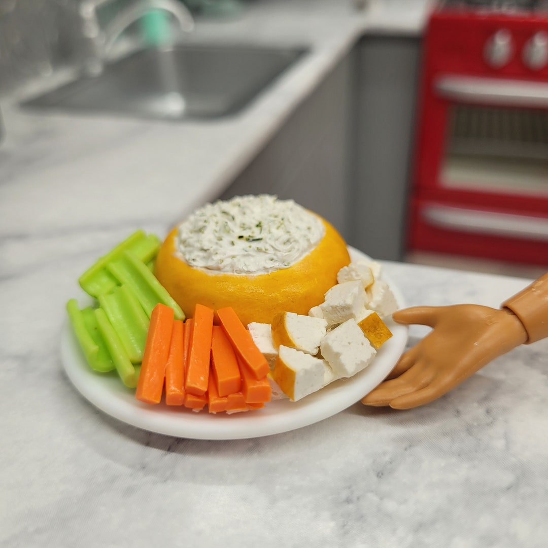 1:6 Bread Bowl Spinach Dip Appetizer 1/6 Scale Food Miniature Food for ...