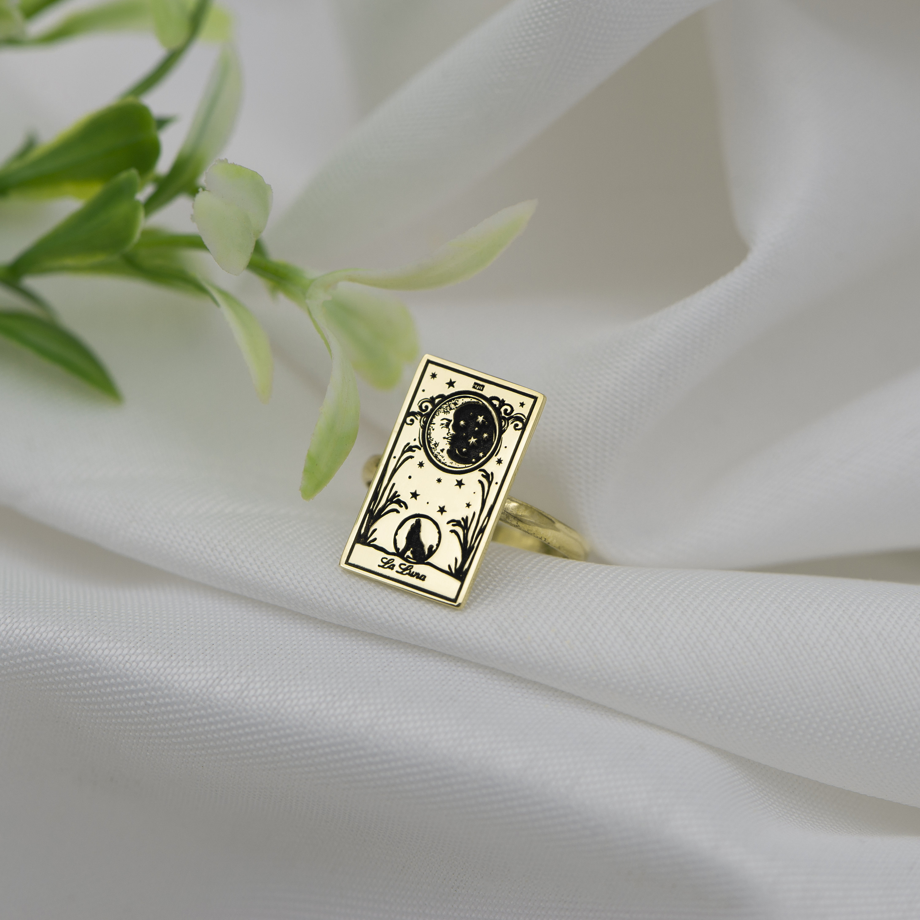 10k 14k Solid Yellow Gold Tarot Card Ring La Luna Tarot - Etsy
