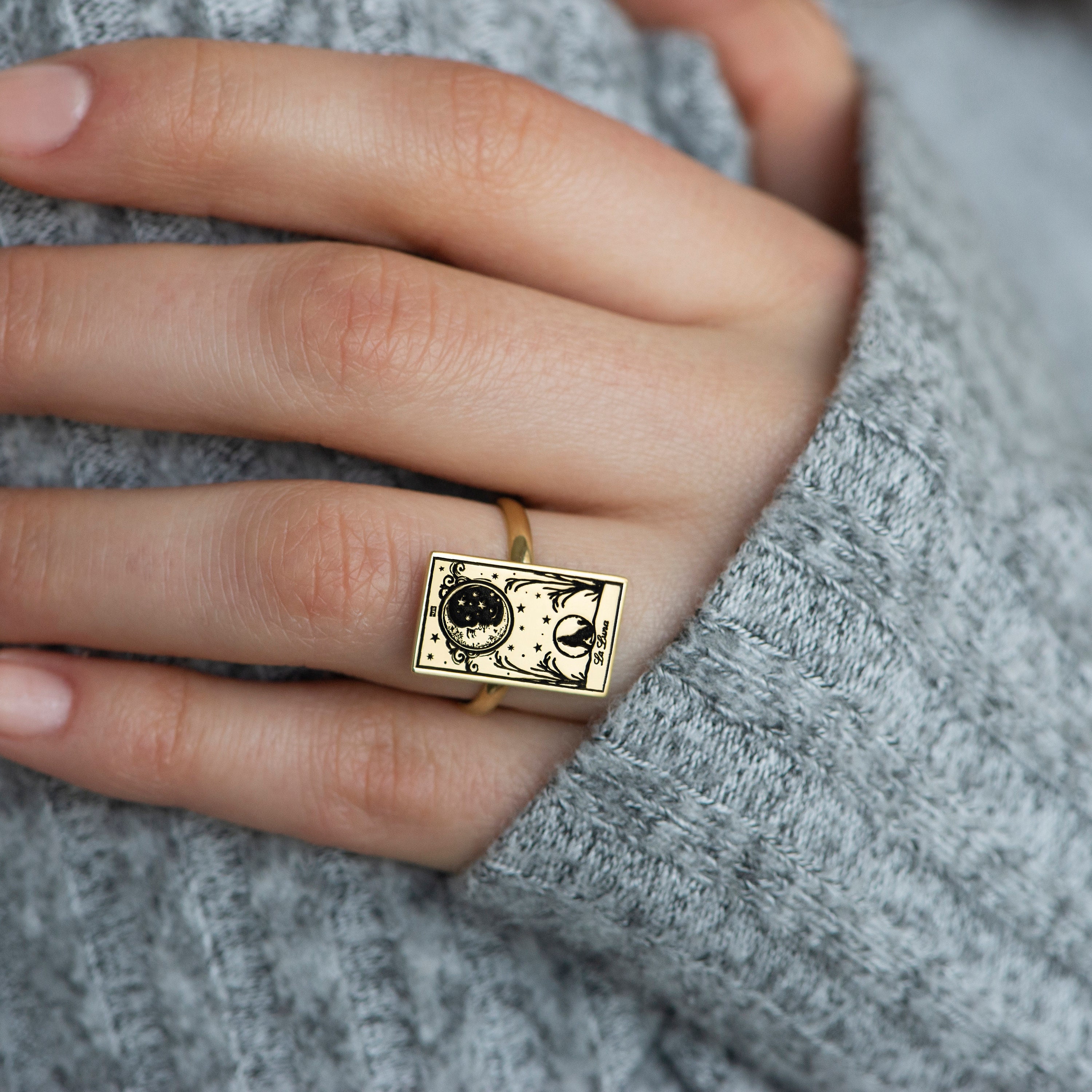 10k 14k Solid Yellow Gold Tarot Card Ring La Luna Tarot - Etsy