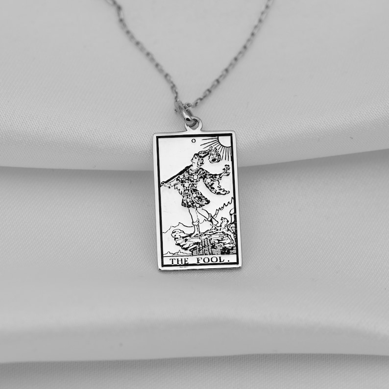 Tarot Jewelry the Fool Tarot Necklace Gold or Silver Dainty - Etsy