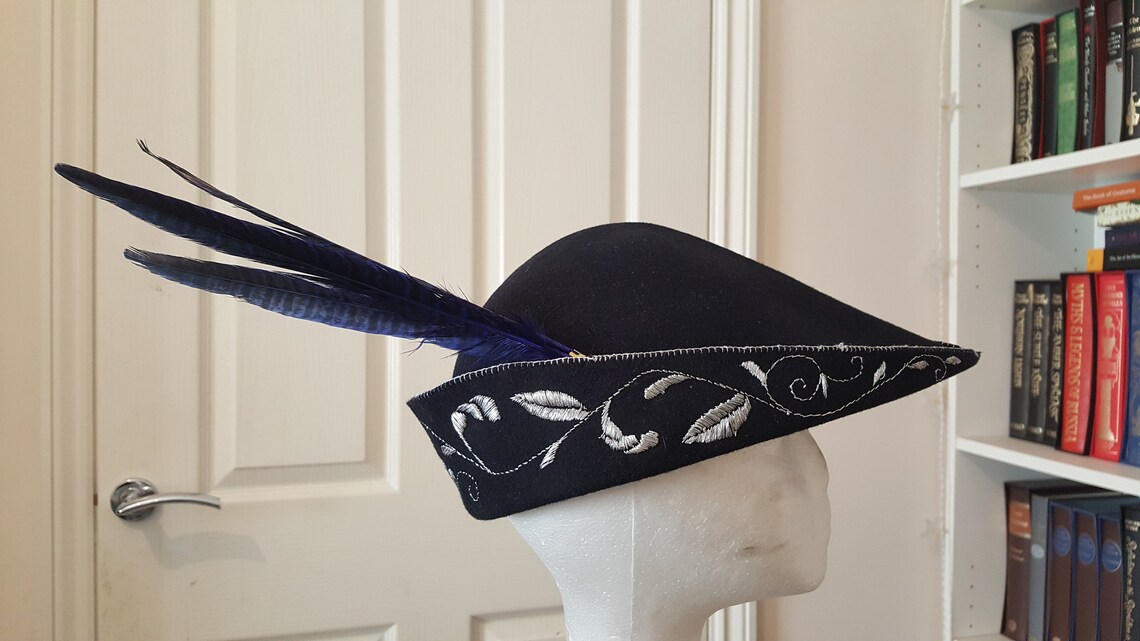 Custom Felt Medieval Hat/ Chapeau a Bec/ Bycocket/robin Hood - Etsy