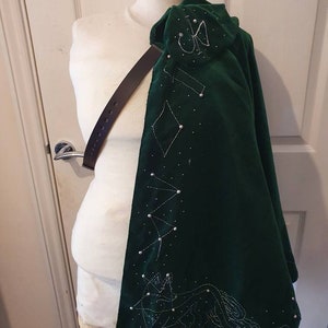 Custom Embroidered Short Half Cape/ Fencing Cape, Made to Order - Etsy