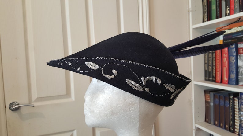 Custom Felt Medieval Hat/ Chapeau a Bec/ Bycocket/robin Hood - Etsy