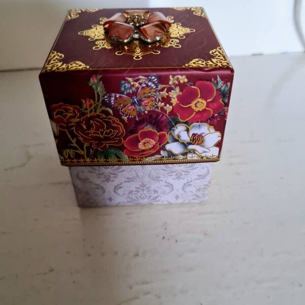 Vintage Soap Box - Etsy