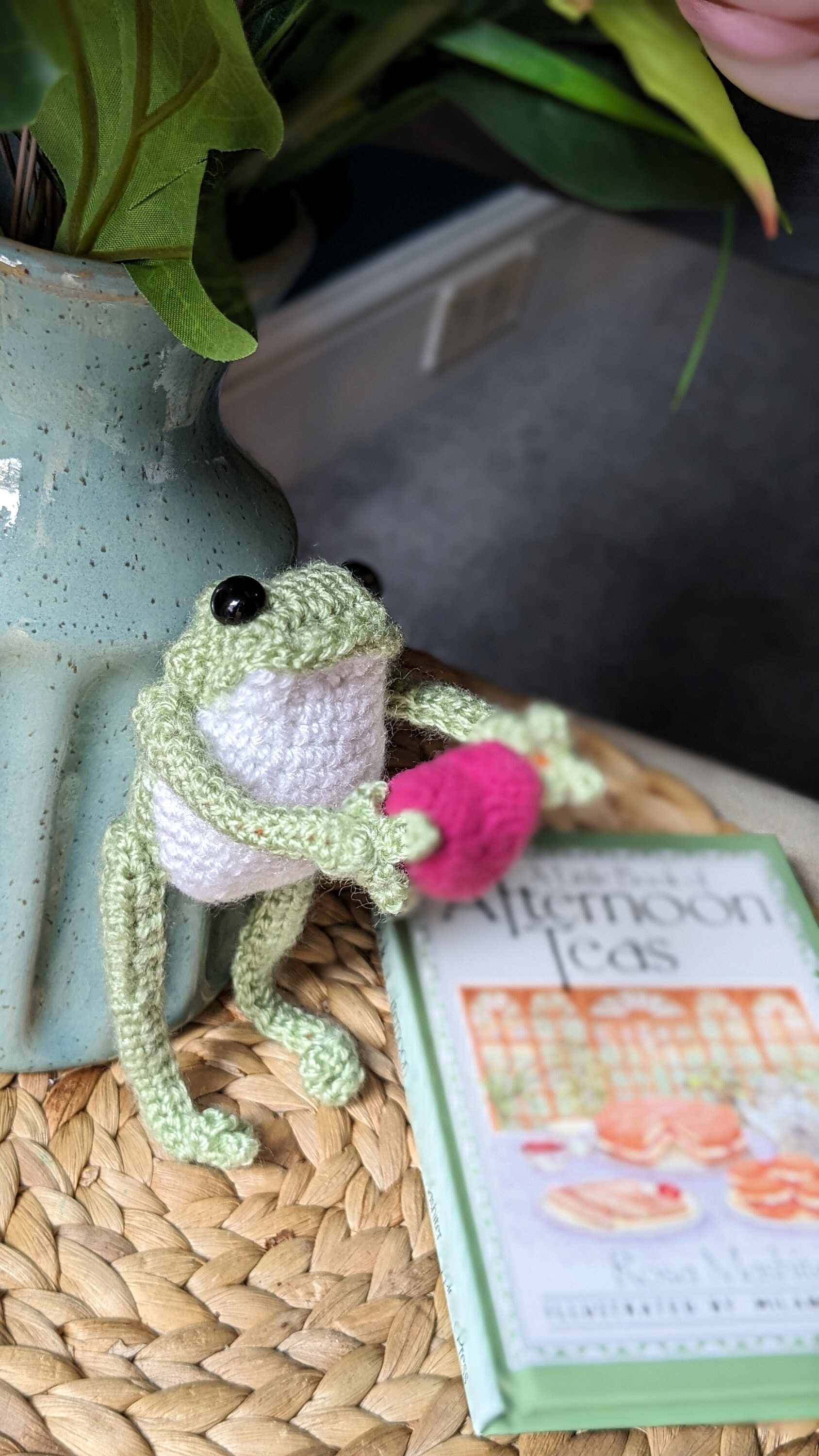 Freddy the Frog Crochet Amigurumi - Etsy