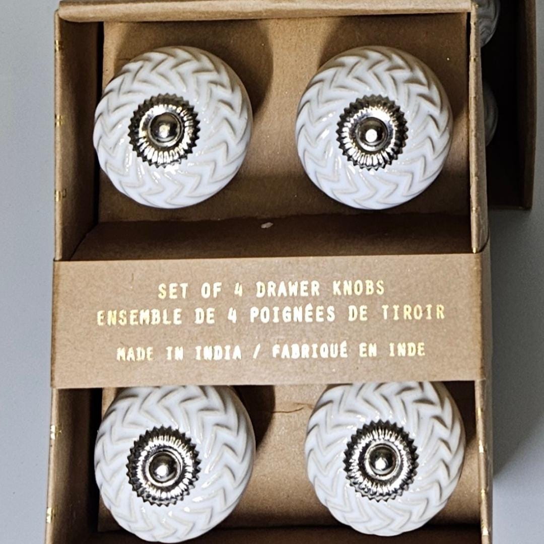 Timeless Herringbone Embossed Knobs in Ivory & Silver Perfect for ...