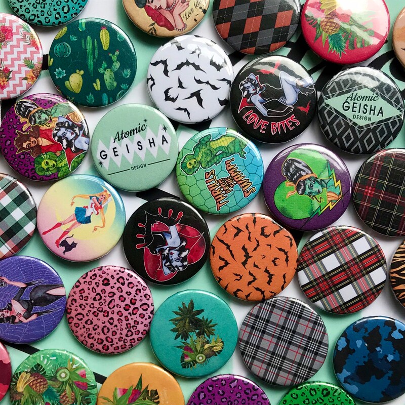 Vintage Pin Badge - Etsy