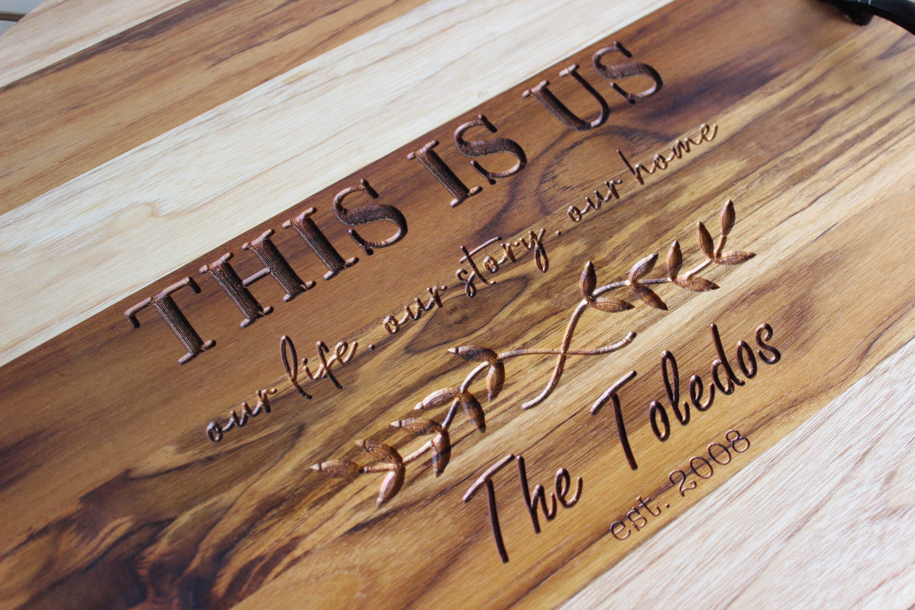 Custom Round Engraved Teak Serving / Grazing/ Charcuterie | Etsy