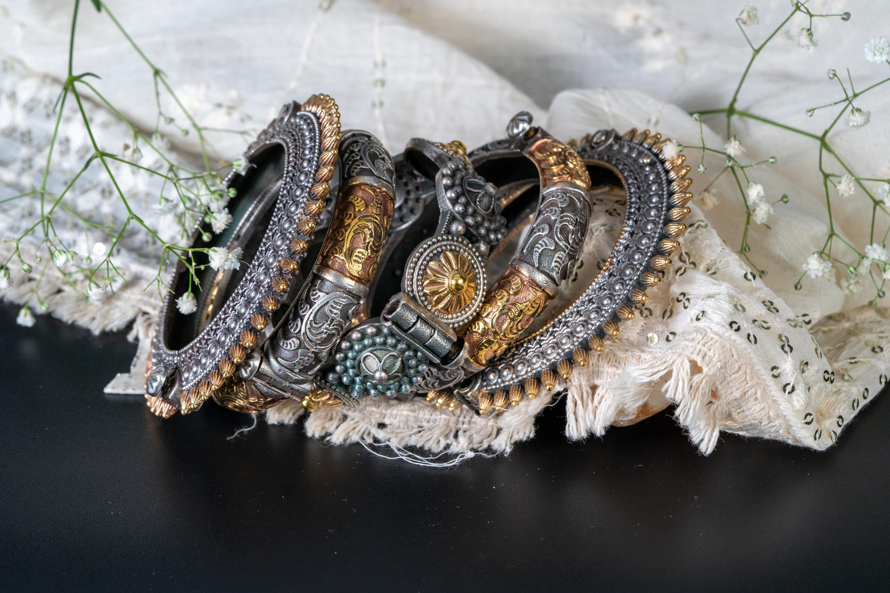 Vintage Oxidised Dual Tone Indian Kada Bangle Set: Silver Gold Plated ...