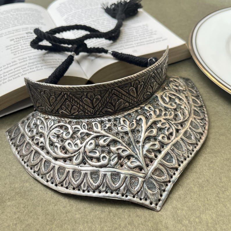 Handcrafted Chitai Work Hasuli Necklace | Antique Oxidized Silver ...