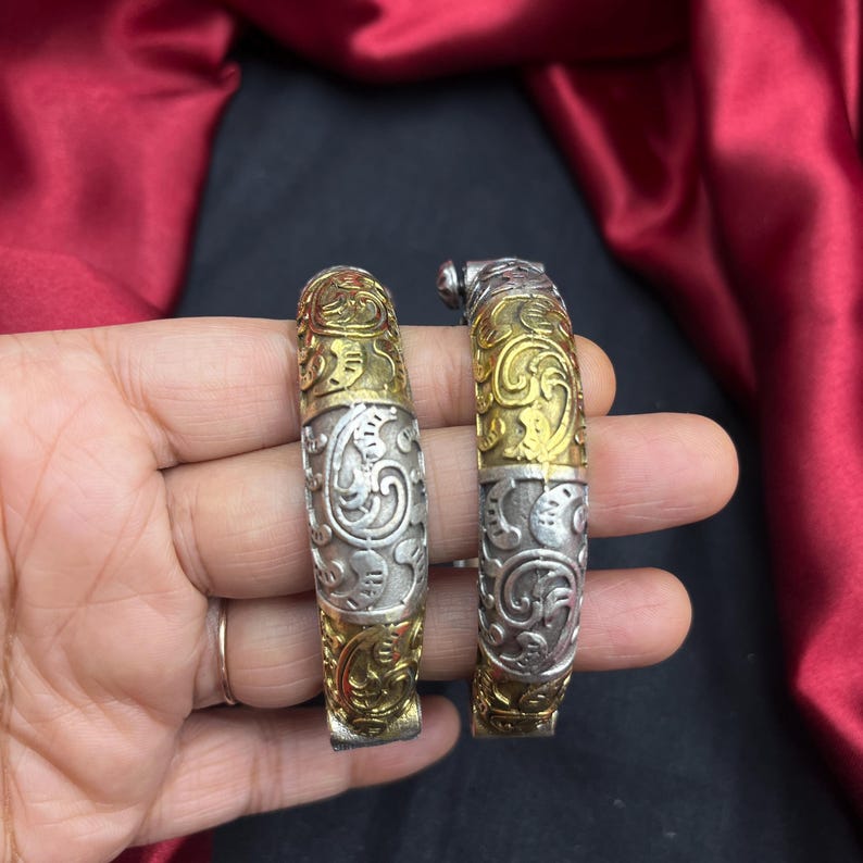 Vintage Oxidised Dual Tone Indian Kada Bangle Set: Silver Gold Plated ...