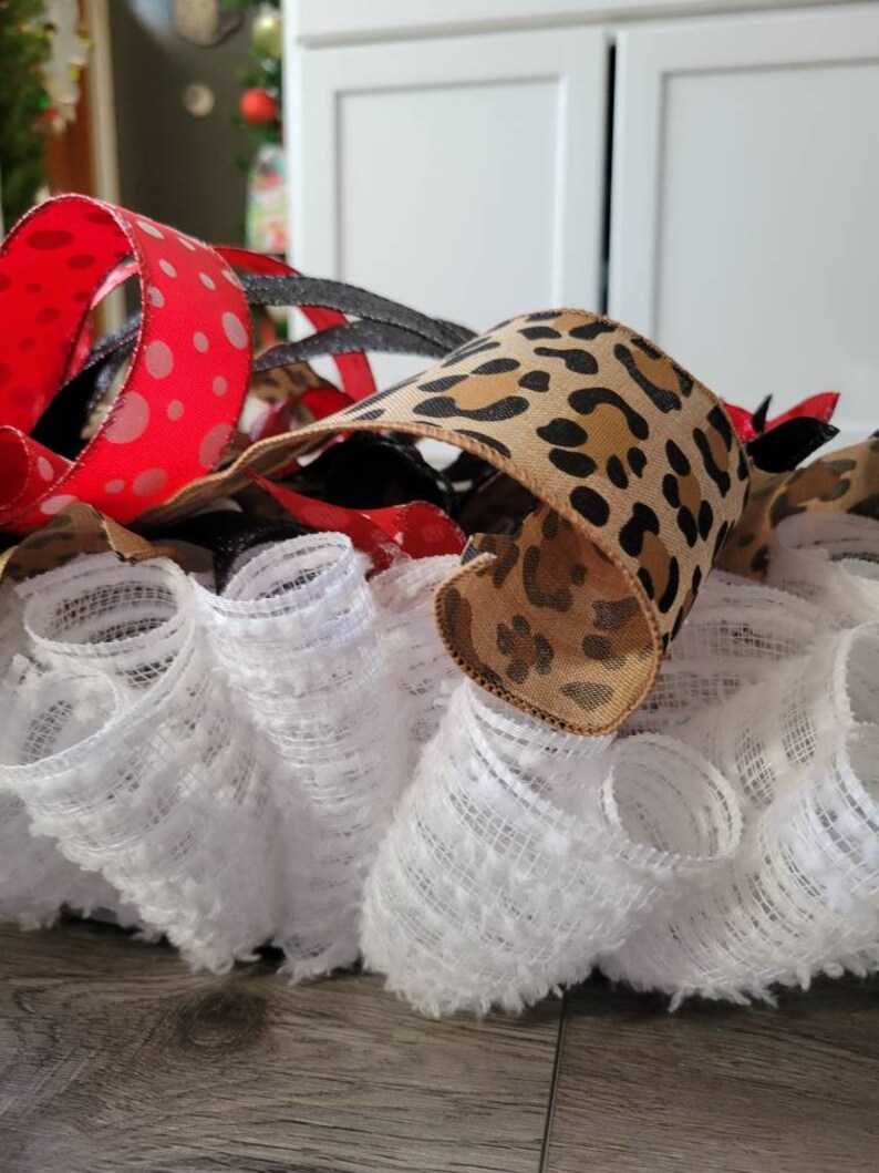 Merry Christmas Leopard Santa Oval Mesh Wreath, Vintage Santa Cheetah ...