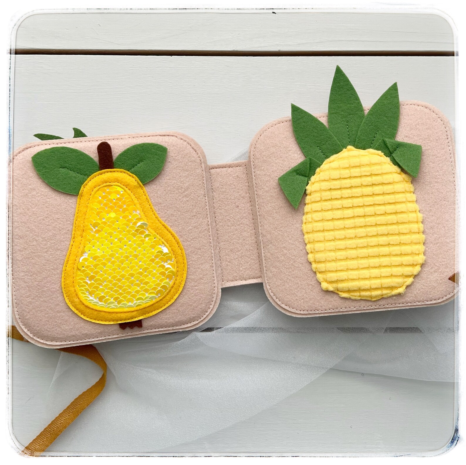 Felt Fruit Quiet Book: Montessori Tactile Learning Toy - Etsy