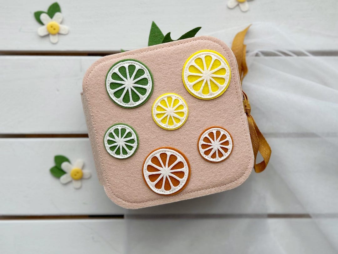 Felt Fruit Quiet Book: Montessori Tactile Learning Toy - Etsy