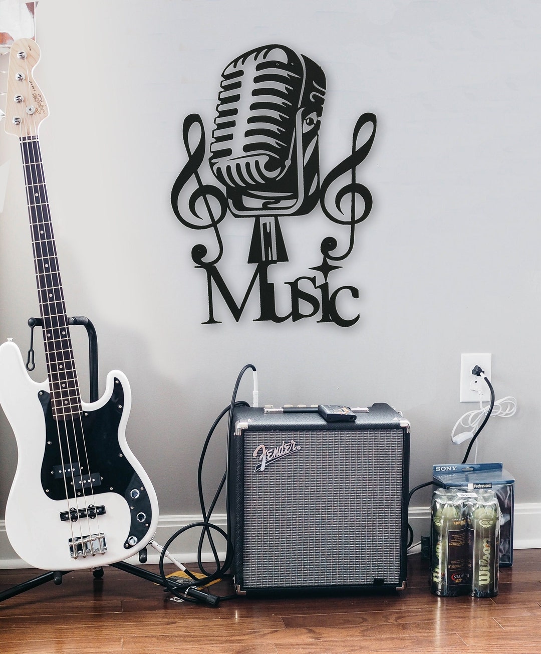 Clef & Microphone Decorative Wall Art, Metal Wall Decor, Black Wall ...